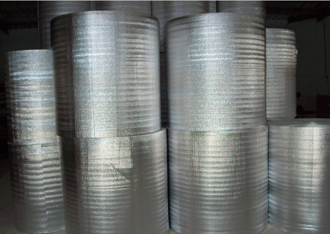 Mút xốp cách nhiệt chống nóng mái tôn PE-OPP